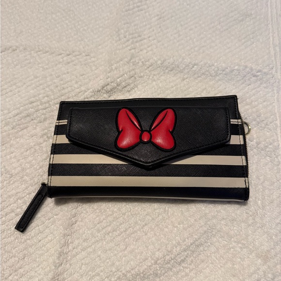 disneyland | Bags | Authentic Disneyland Parks Merch Minnie Mouse ...